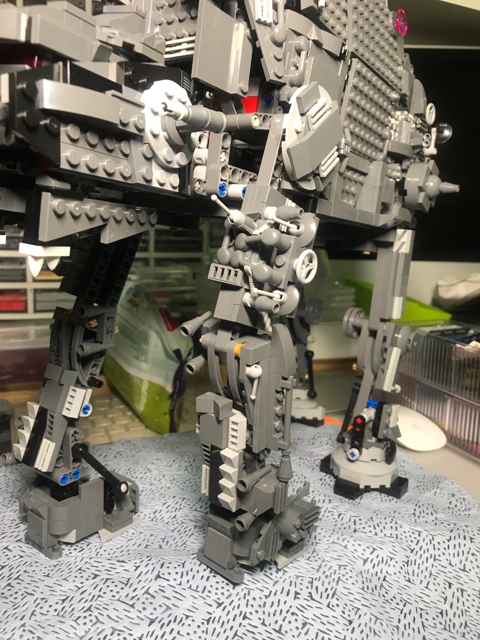 카르마의 First Order Heavy Assault Walker™ 75189 의 구동개조 리뷰 : 클리앙