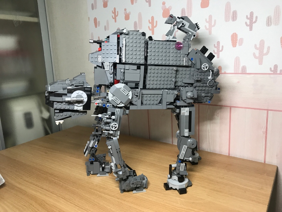 카르마의 First Order Heavy Assault Walker™ 75189 의 구동개조 리뷰 : 클리앙